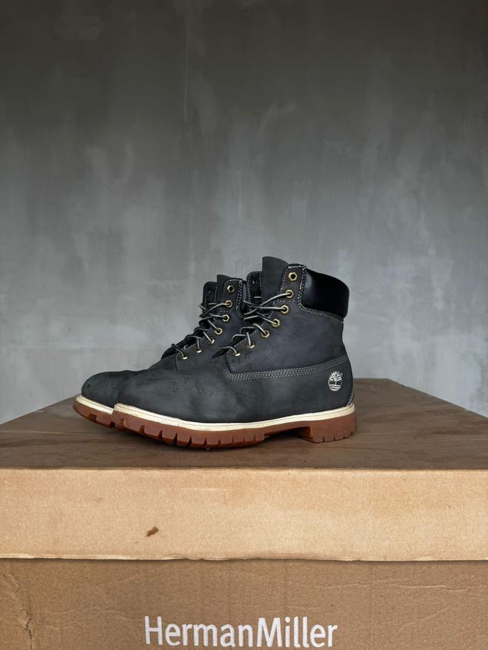 Jual Timberland 6 inci Grey Nubuck Boot - Kab. Sleman - omahbootsyogya ...