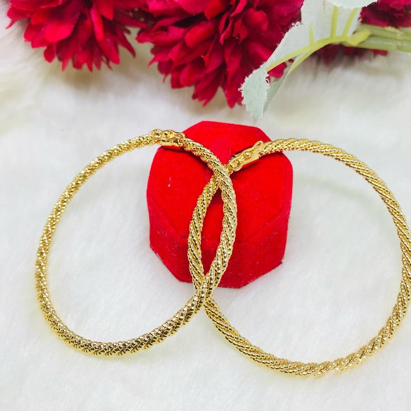 EMAS TITANIUM, BANGLE PINTAL FULL GOLD - TikTok Shop Malaysia