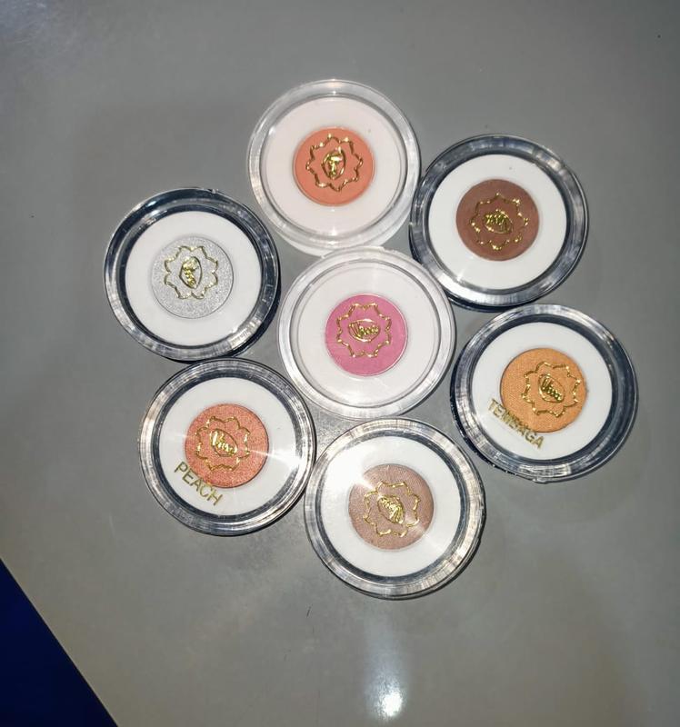 VIVA EYE SHADOW CREAM / BLUSH ON FIN TOUCH - Shop | Tokopedia