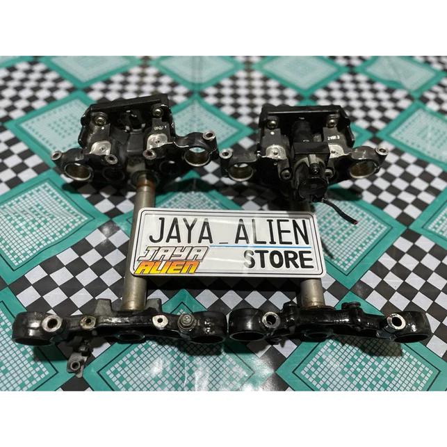 Jual T Segitiga Atas Bawah Shock Motor Megapro Monoshock, Verza Lama,CB ...