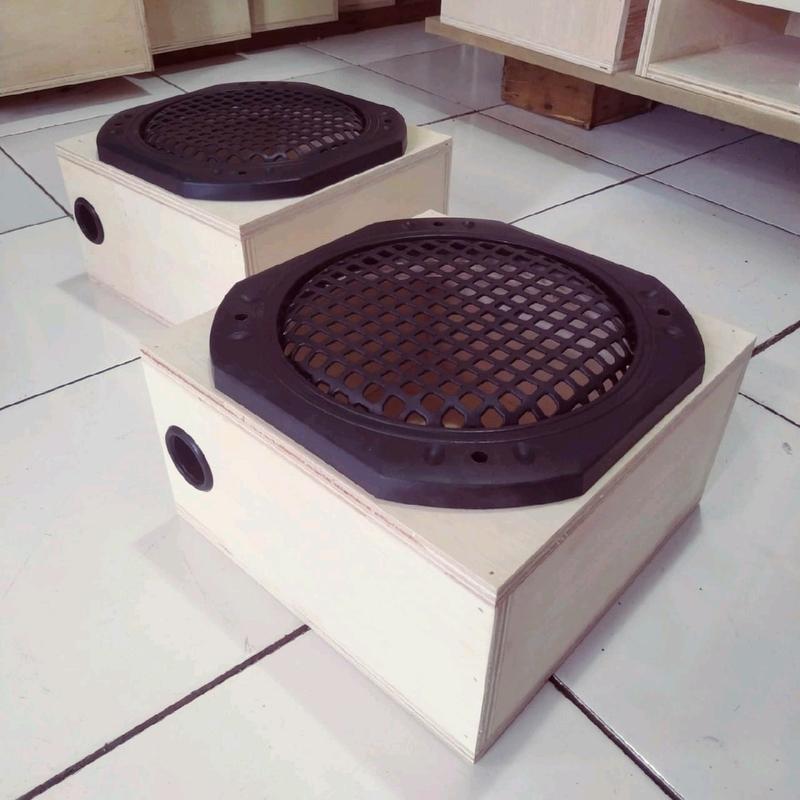 Box speaker 8 inch kolong mobil triplek 12mm - Shop | Tokopedia