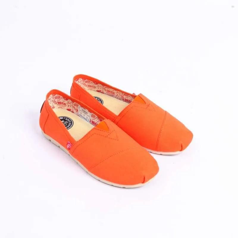Wakai Core SlipOn Women - Oxy Fire - Shop | Tokopedia