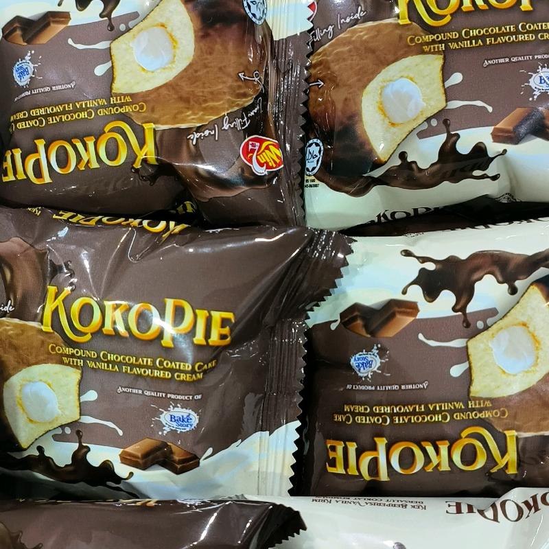 kokopie chocolate coated cake with vanila cream (2 pcs) - TikTok Shop ...
