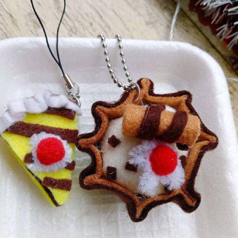 Gantungan HP , Hiasan Tas , Bisa dicustom jd gant HP atau Tas , harga ...