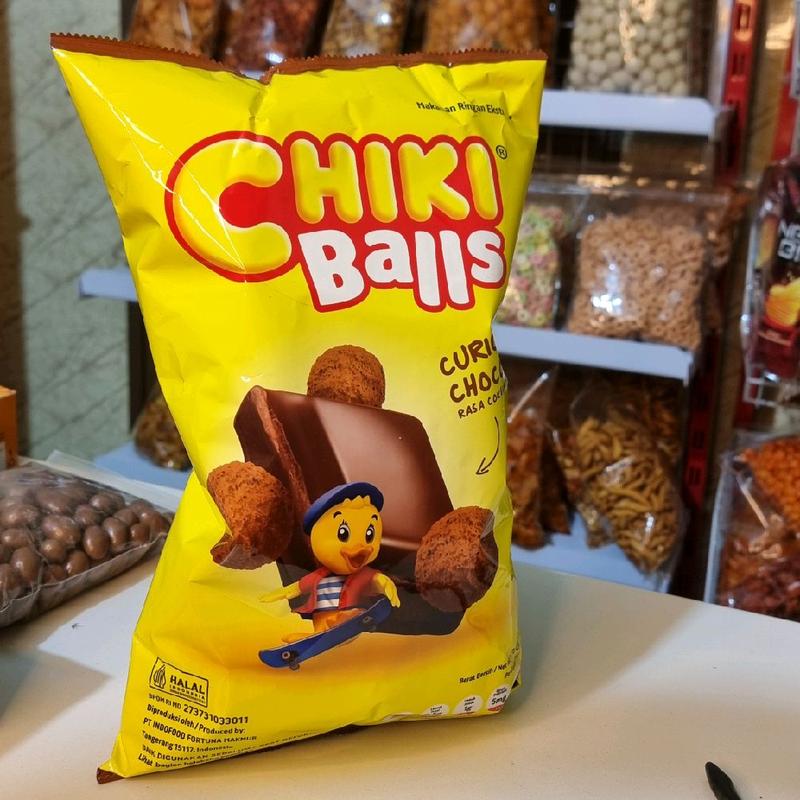 Chiki Balls rasa cokelat, Chiki Balls rasa keju - Shop | Tokopedia