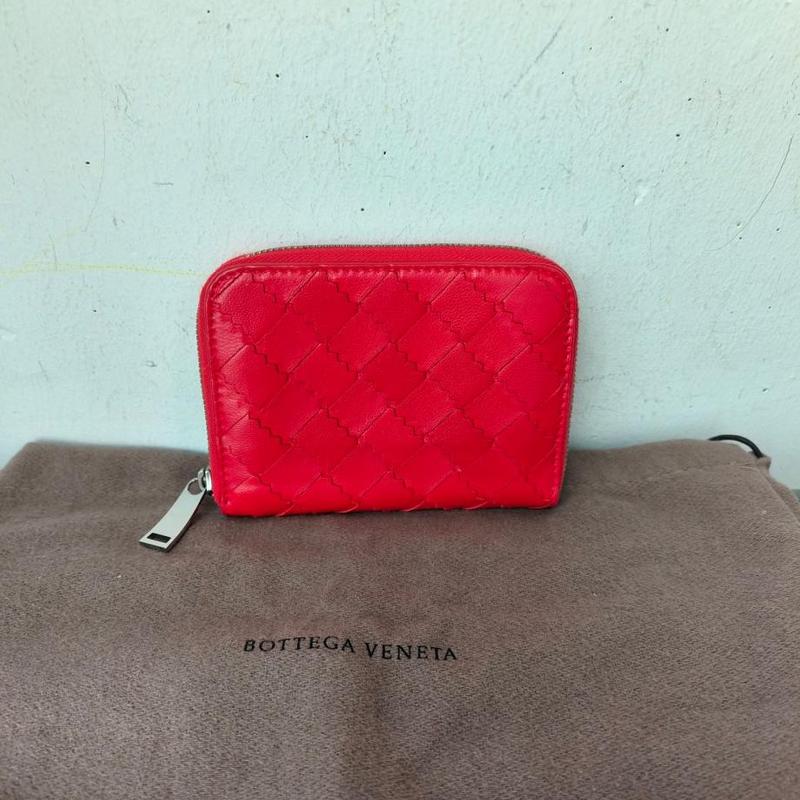 (Preowned) Reu 18450- BV Nappa Intrecciato Compact Zip Aroun - TikTok ...