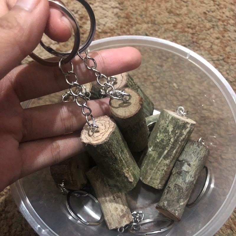 KEYCHAIN LARAK SALAH ASLI - TikTok Shop Malaysia