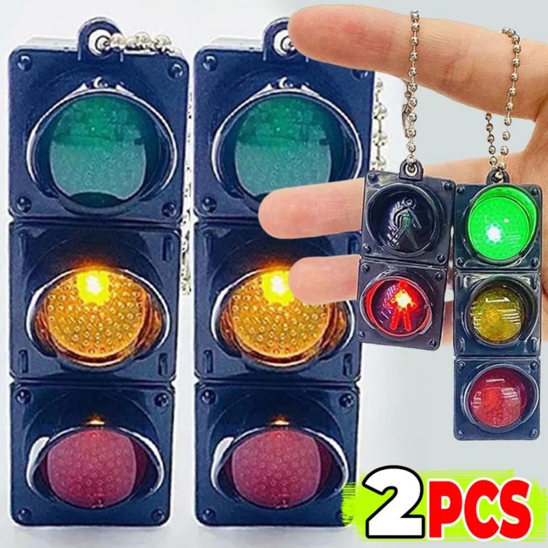 2Pcs Mini Simulation Traffic Light Keychain Traffic Light Model ...