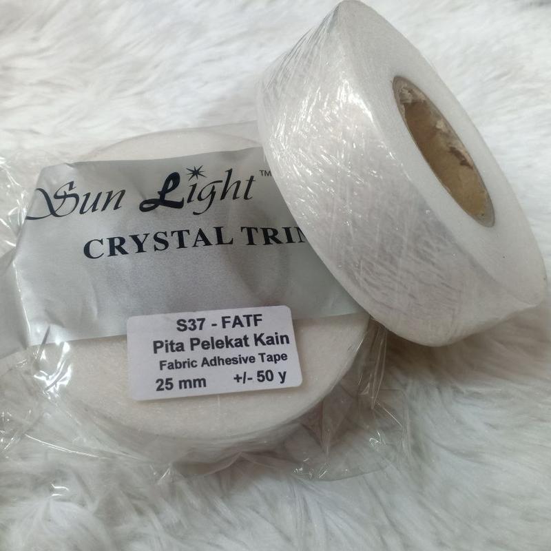 Pita pelekat kain/ fabric adhesive tape/ pelekat lencana sekolah ...