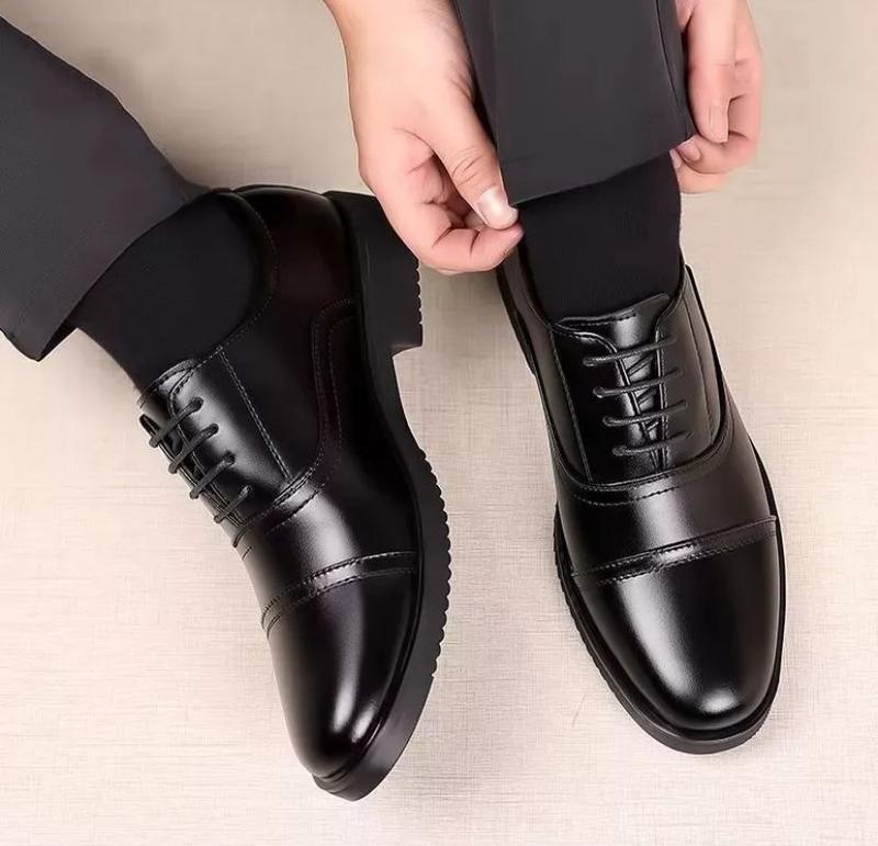 Sepatu Kulit Premium Pantofel Formal Pria dengan Tali, Warna - Shop ...