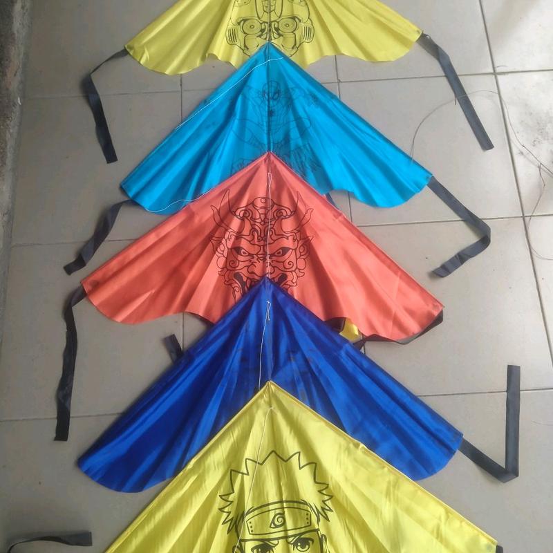 Layangan delta 1 warna/ Layangan hias 1 warna - Shop | Tokopedia