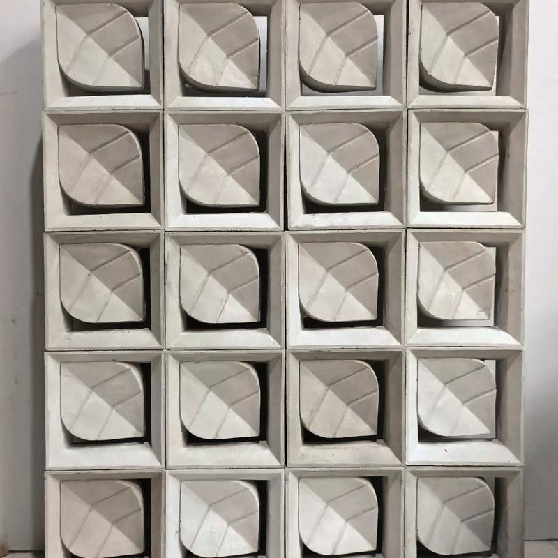 Roster Beton Minimalis Terbuat Dari Cor Motif Daun Ukuran 20x20 - Shop ...
