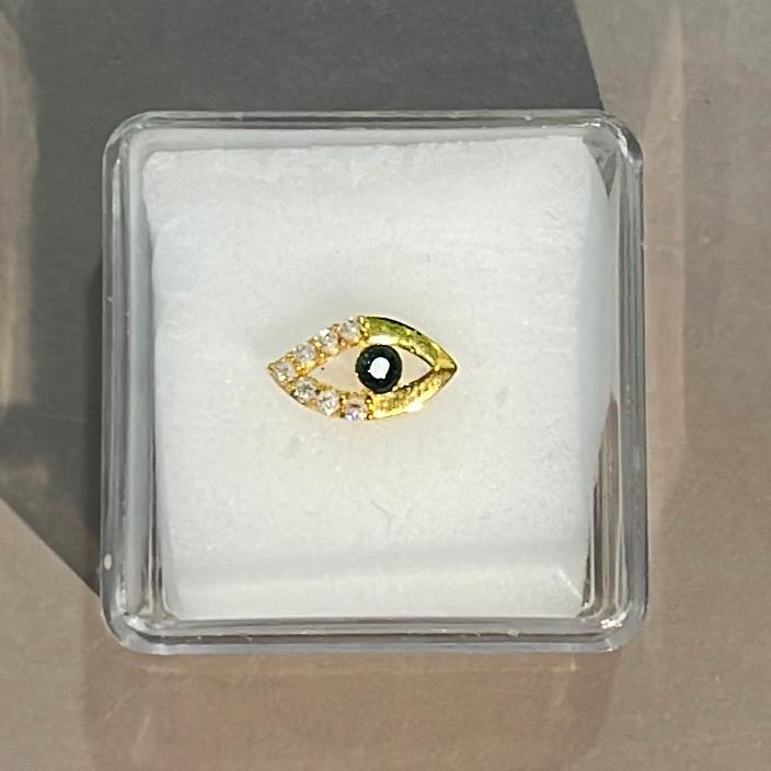 Evil eye green mukuthi \ nosepin / mukuti - TikTok Shop Malaysia
