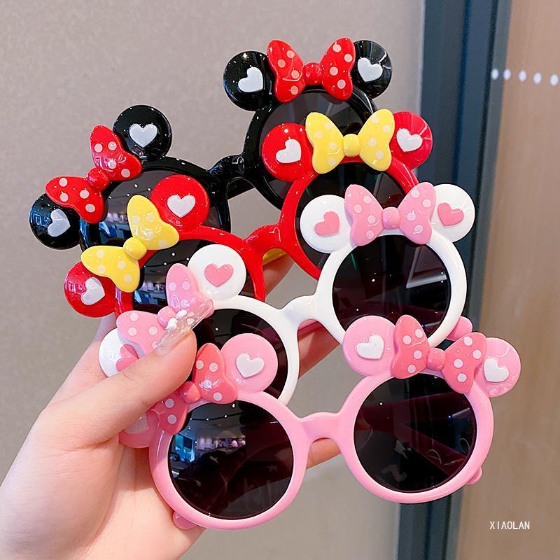 Cermin Mata Hitam Kartun, Reka Bentuk Comel untuk Kanak-kanak, - TikTok ...