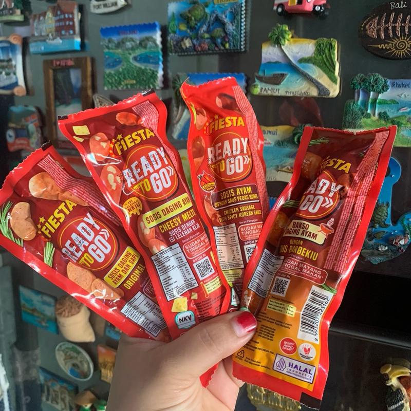 Sosis dan Bakso Fiesta Ready To Go daging ayam dan sapi - halal ...