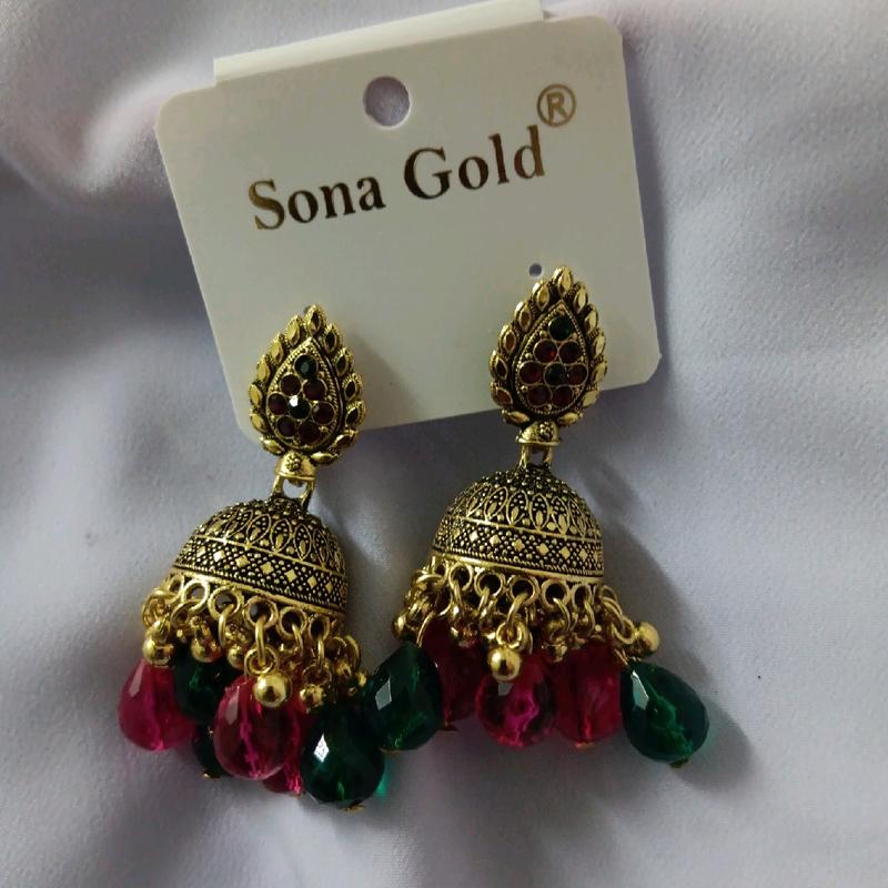 Medium-sized Jimiki with multi-coloured stones - TikTok Shop Malaysia
