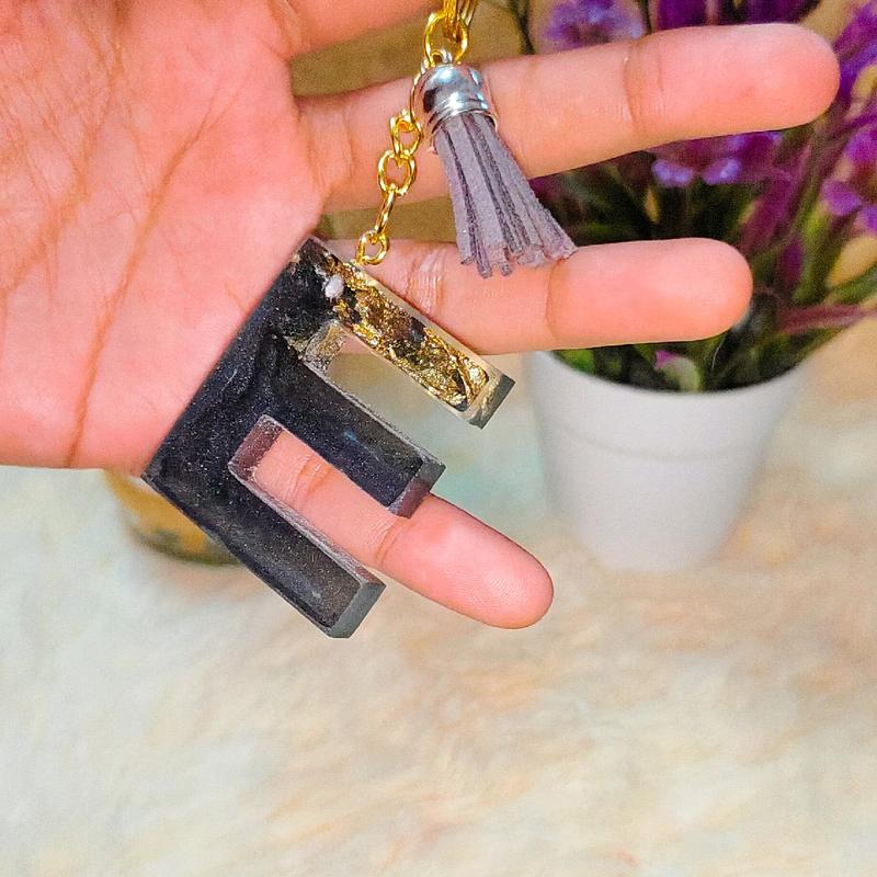 BASIC KEYCHAIN ALPHABET (READY STOCK) - TikTok Shop Malaysia