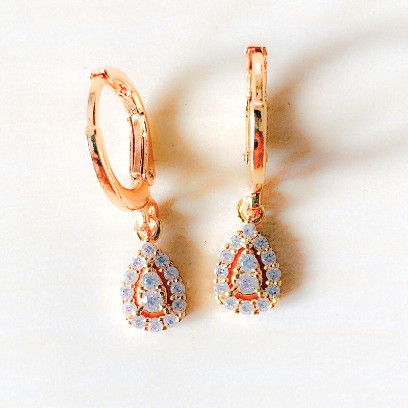 Anting Wanita Model Oval 2D Zirconia Gold - Shop | Tokopedia