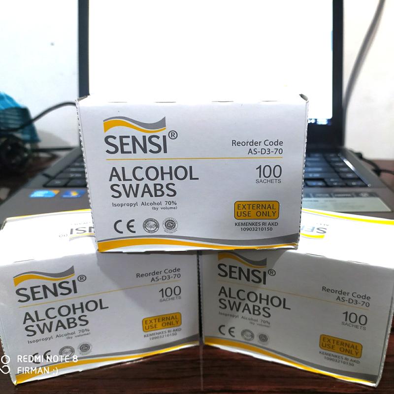 Sensi Alcohol Swabs isi 100 sachet. 70%Alcohol - Shop | Tokopedia