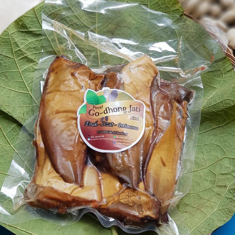 Ikan Pe asap| Ikan pari asap| Mangut ikan asap| Ikan panggang asap ...