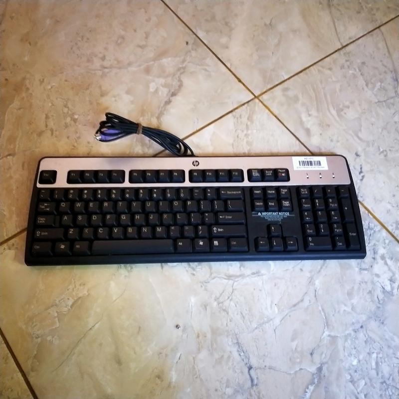 Keyboard Komputer PC Colokan PS2 - Shop | Tokopedia