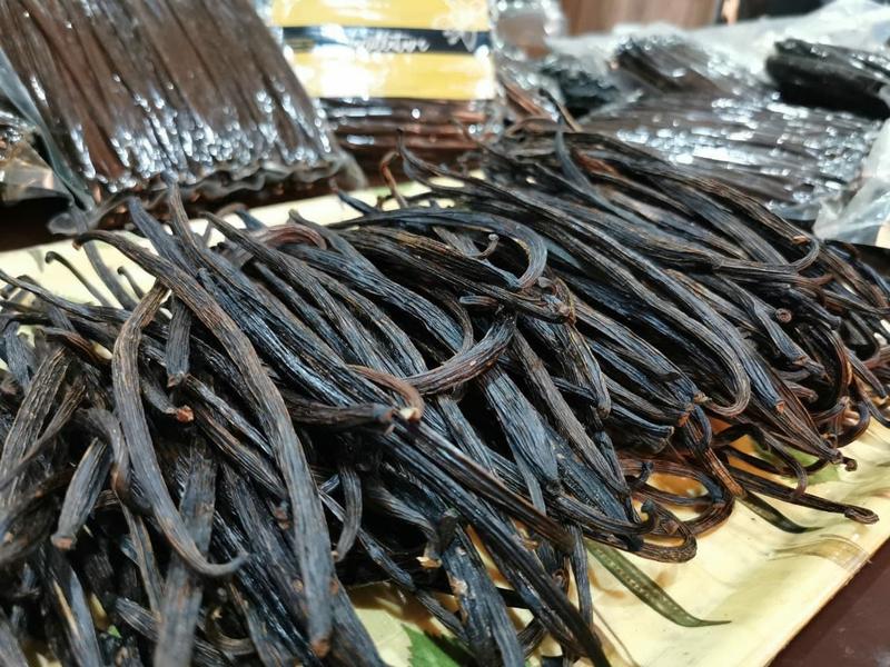 Vanilla Bean Grade B- Vanilla pod -Polong Vanilla - Biji Vanilla- 10gr ...