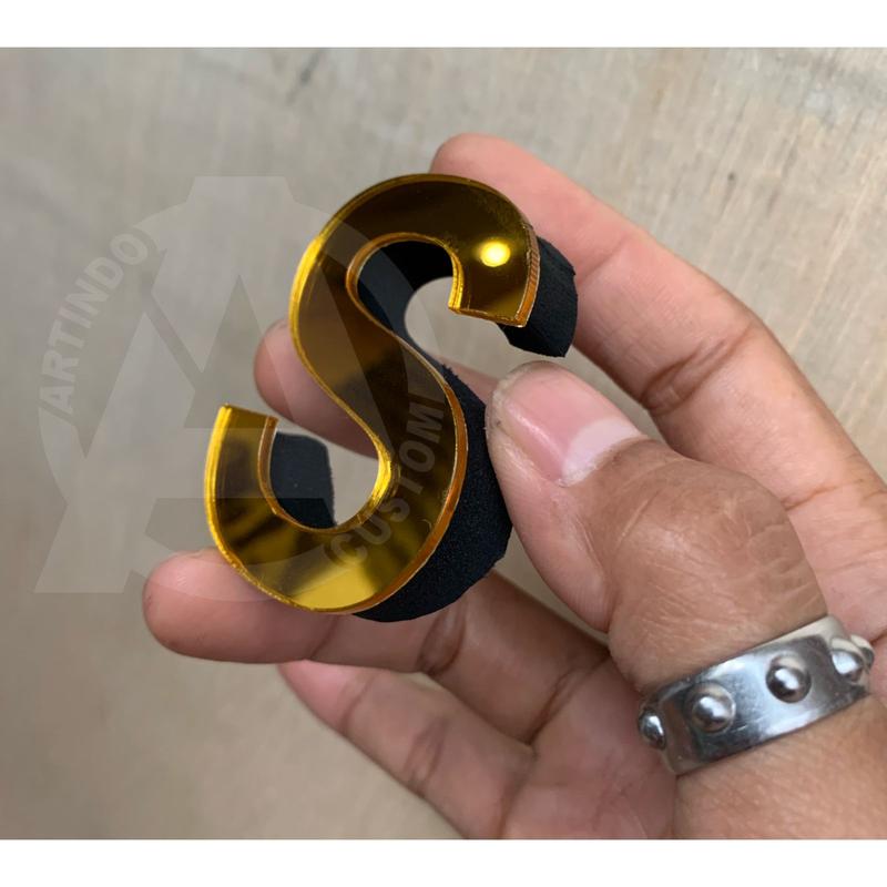 tulisan huruf timbul neon box/ papan nama / billboard custom souvenir ...