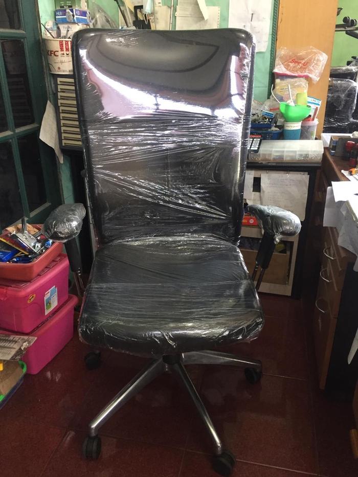 Jual Kursi Direktur merek MORELLI sampai kepala + kaki Besi - Kota ...