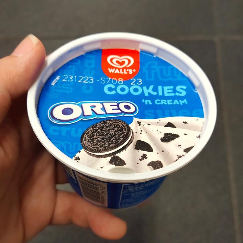 WALLS OREO VANILLA CUP ICE CREAM 90ML - Shop | Tokopedia