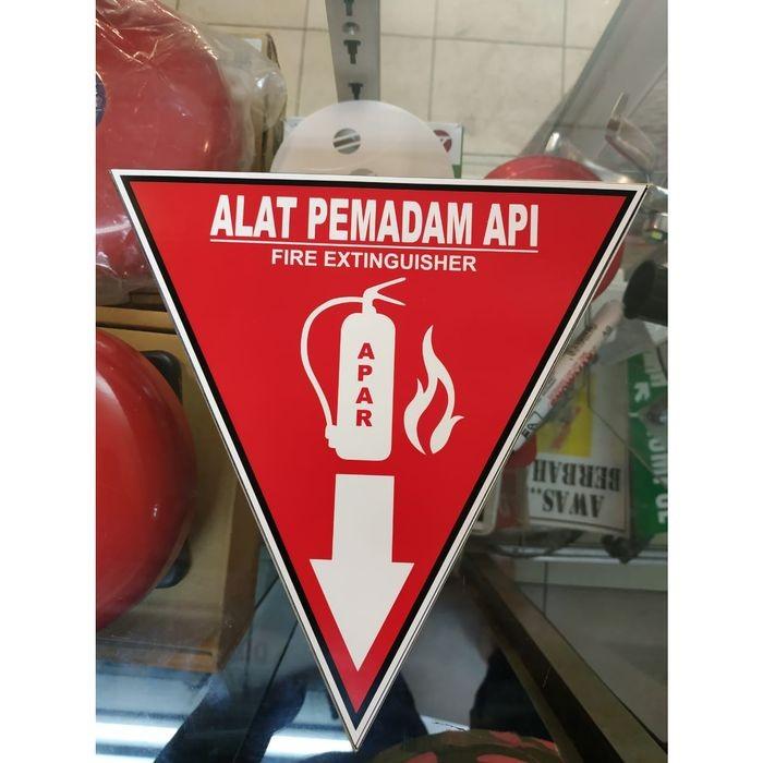sign stiker segitiga apar / sticker tanda alat pemadam - Shop | Tokopedia