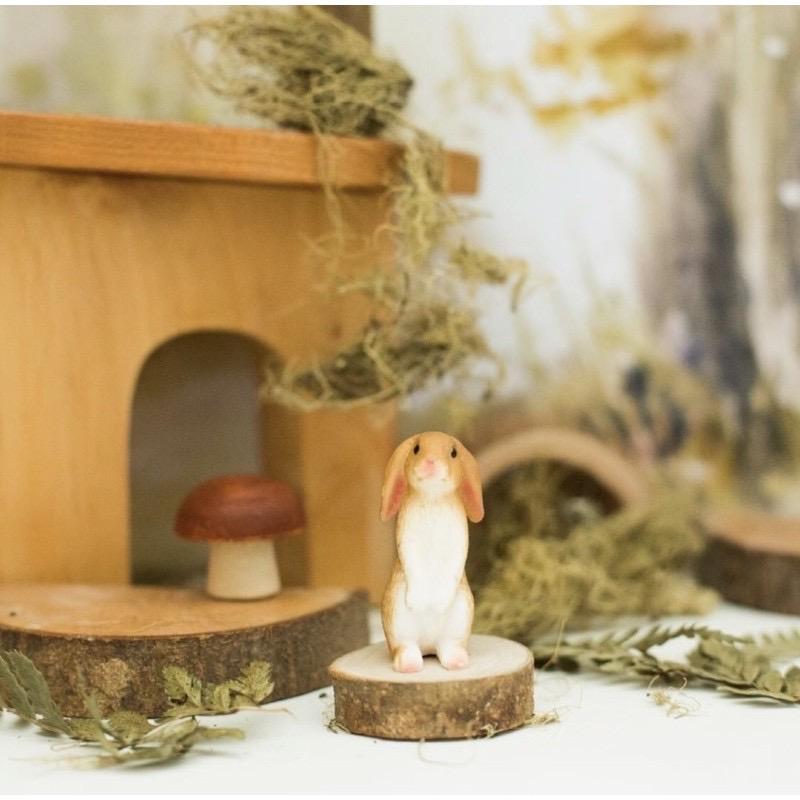 Mojo Fun Rabbit Sitting / Kelinci – Figures Collection - Shop | Tokopedia