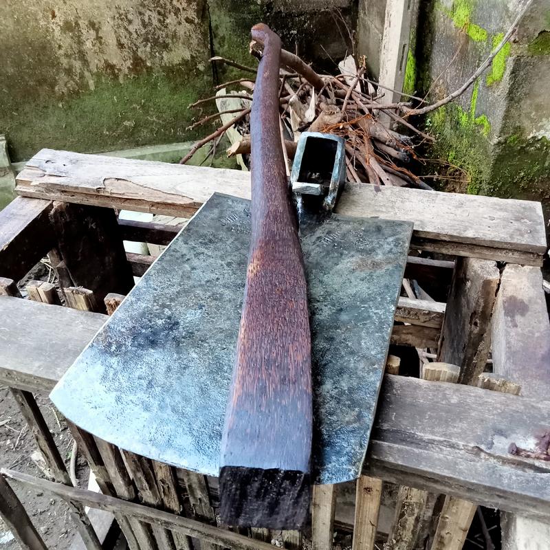 Cangkul baja super (besar) Joran kayu aren tua hitam - Shop | Tokopedia