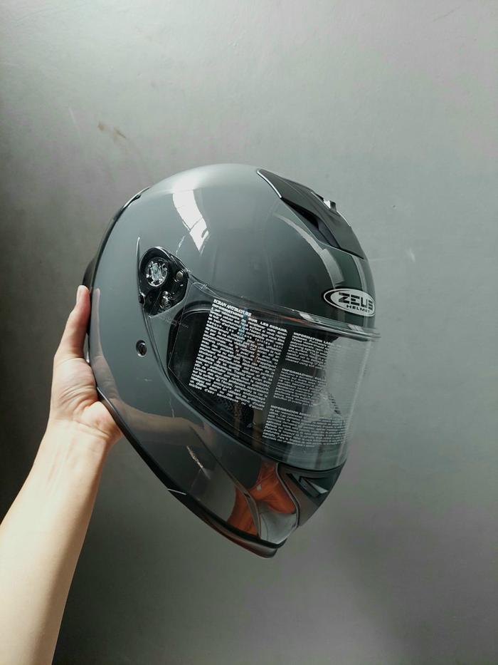 Promo ZEUS ZS 822B GREY GLOSSY SINGLE FLAT VISOR FREE DARK SMOKE VISOR ...
