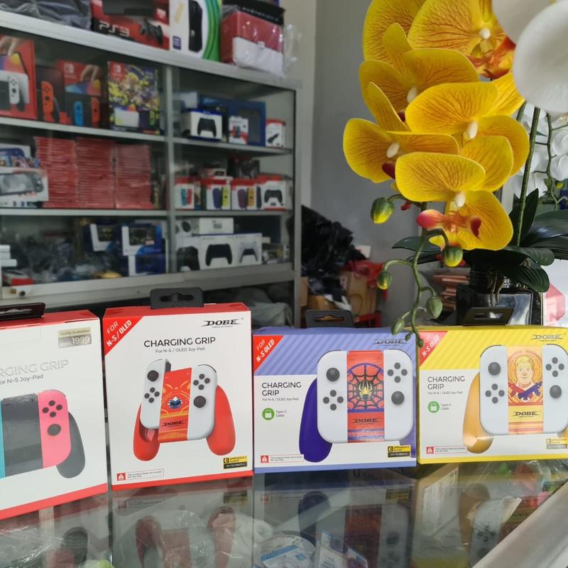 Dobe Joycon / Joy Con Charging Hand Grip + Cable USB-C Nintendo - Shop ...