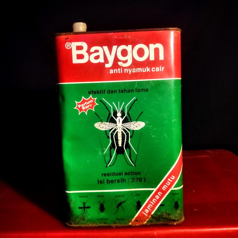 Hiasan / Ornamen Kaleng Obat Nyamuk Baygon Jadul - Shop | Tokopedia