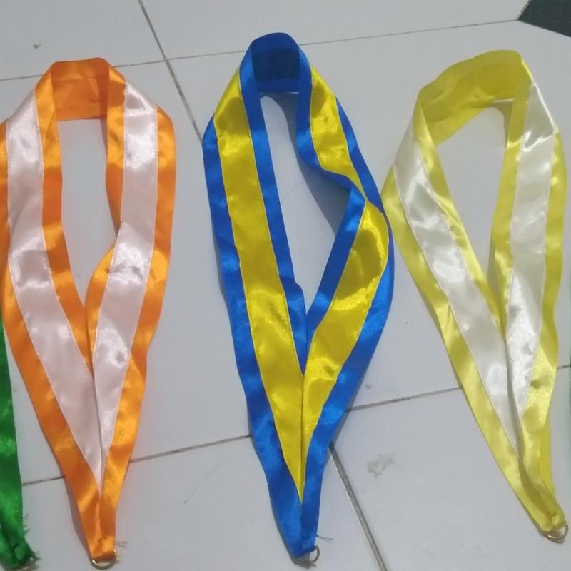 Gordon kalung wisuda kalung saja - Shop | Tokopedia