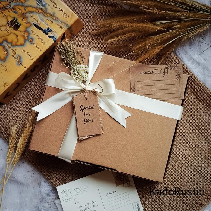 Jual KOTAK KADO/GIFT BOX RUSTIC PITA HANG TAG GONI - 20x15x5cm - Kota ...