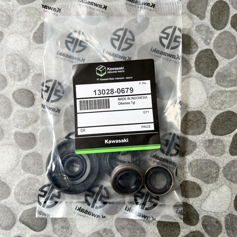 Seal komplit klx 150 D-tracker - Shop | Tokopedia