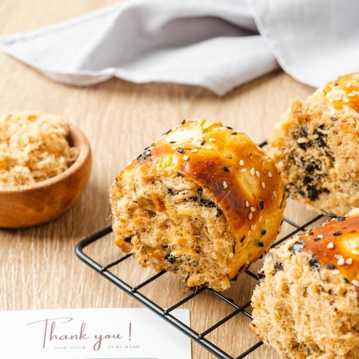 Jual Botuna Indonesia Chicken Golden Floss Roti Abon Gulung Isi 6 Pcs ...