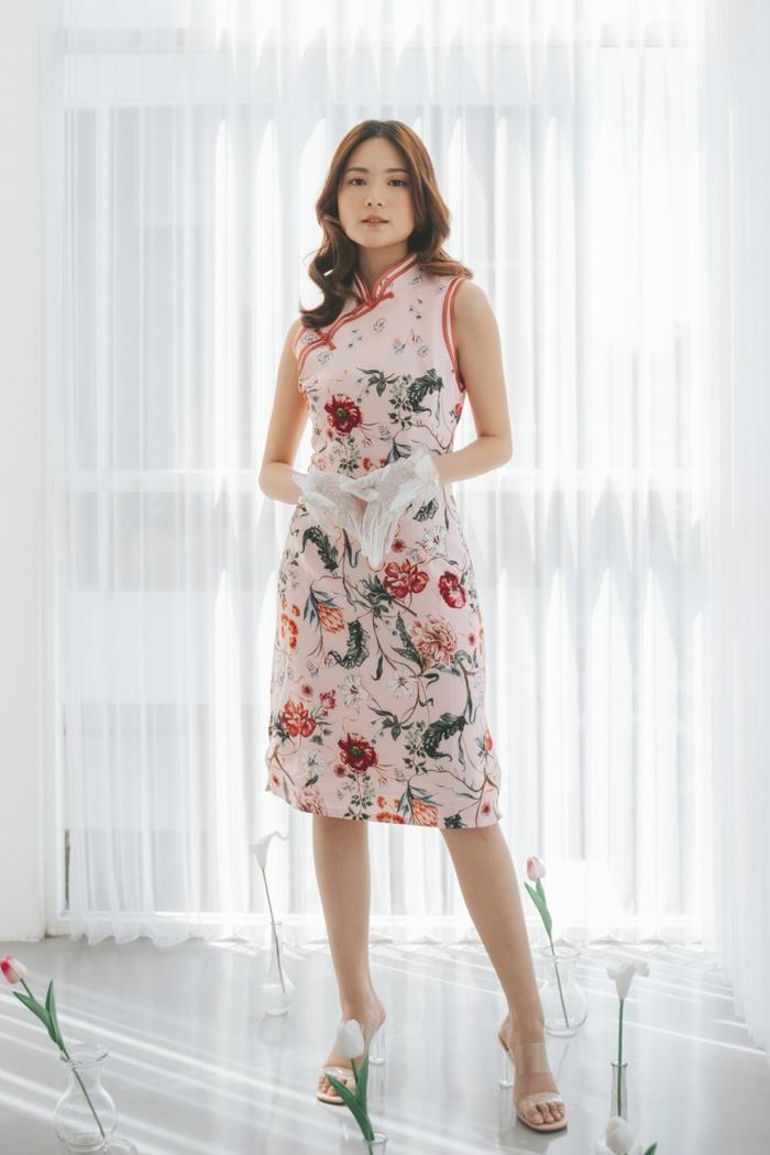 Jual BLOSSOMVILLE - Mandarin Peony Cheongsam - Floral Qipao - M ...