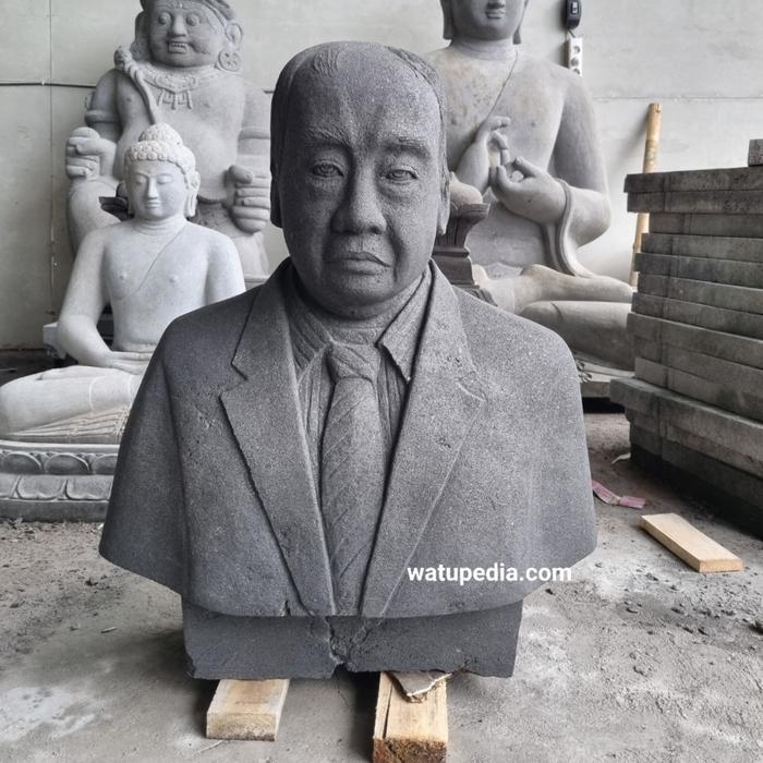 Jual Patung Potret diri tinggi 80 cm - Kab. Magelang - watu pedia ...