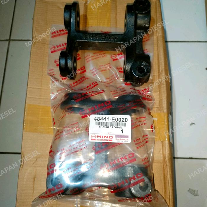 Jual FRONT SPRING SHACKLE 48441-E0020 HANGER PER BELAKANG HINO LOHAN ...