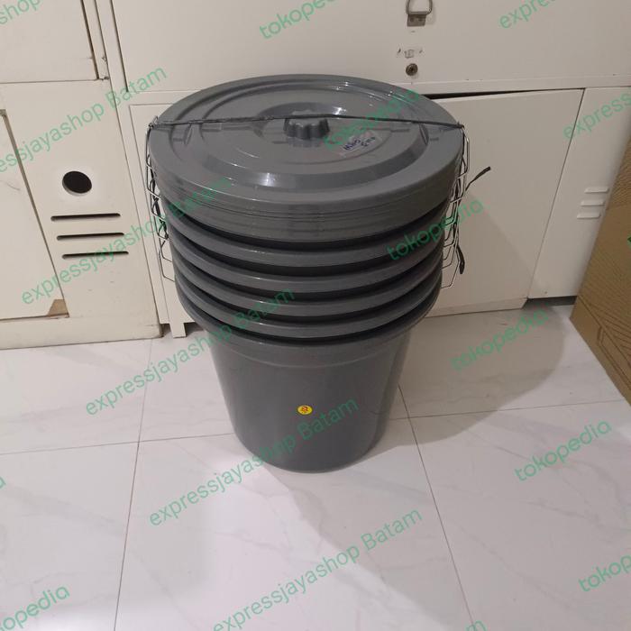 Jual ember tutup serba guna 60 liter ember plastik ada tutup - Kota ...