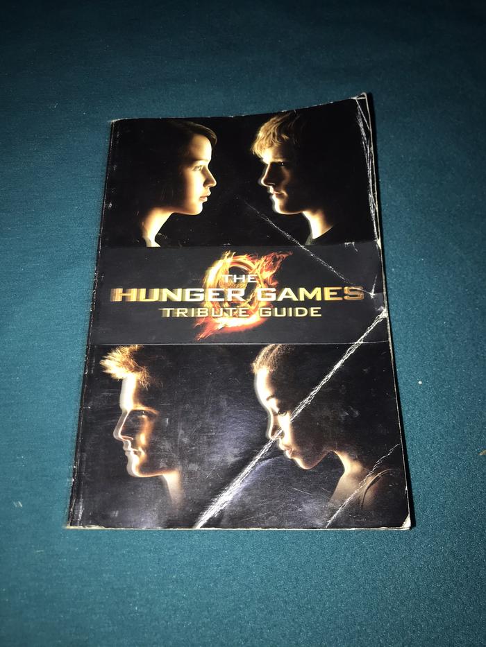 Jual The Hunger Games Companions The Hunger Games Tribute Guide Emily ...