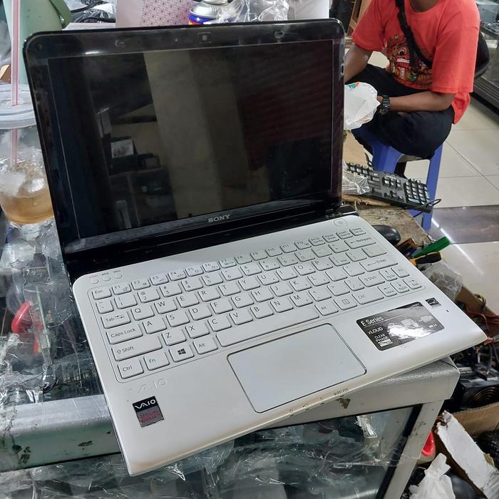 Jual led laptop 11,6inch cabutan sony vaio e series - Jakarta Pusat ...
