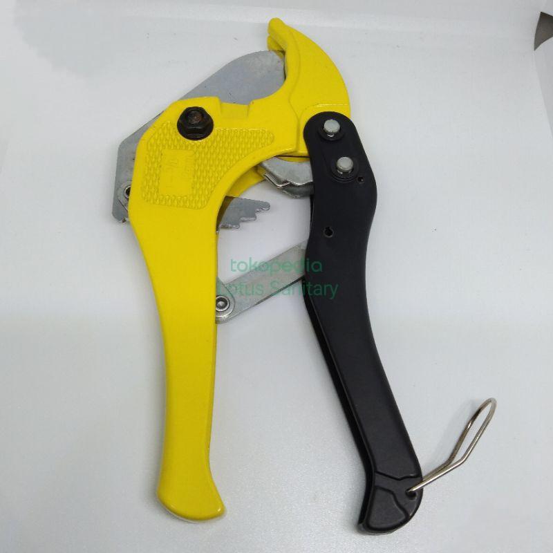 Gunting pipa / tang potong Pipa PVC / PP-R / Aluminium /paralon - Shop ...