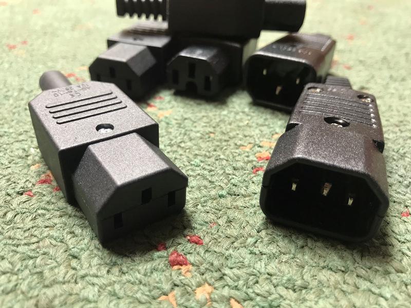 Soket AC 3 pin colokan Kabel power 220V 10A - Shop | Tokopedia