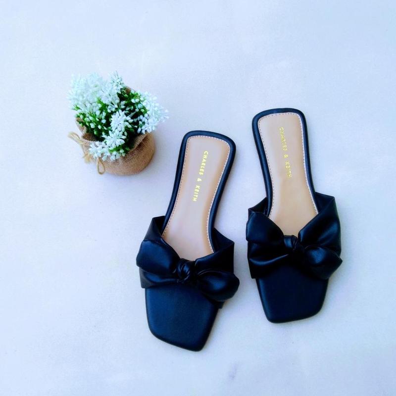 TERBARU SANDAL CHARLES & KEITH 115 I MODEL PITA / WANITA TEPLEK SLIDE ...