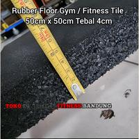 Jual Rubber Flooring Tile Gym / Fitness 50cm x 50cm Tebal 4cm - Jakarta ...