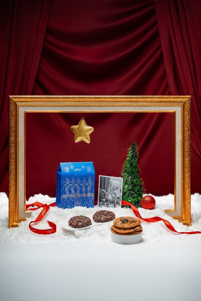 Jual Christmas Hampers | Chelsea Charmers | Best Selling Chewy Cookie ...